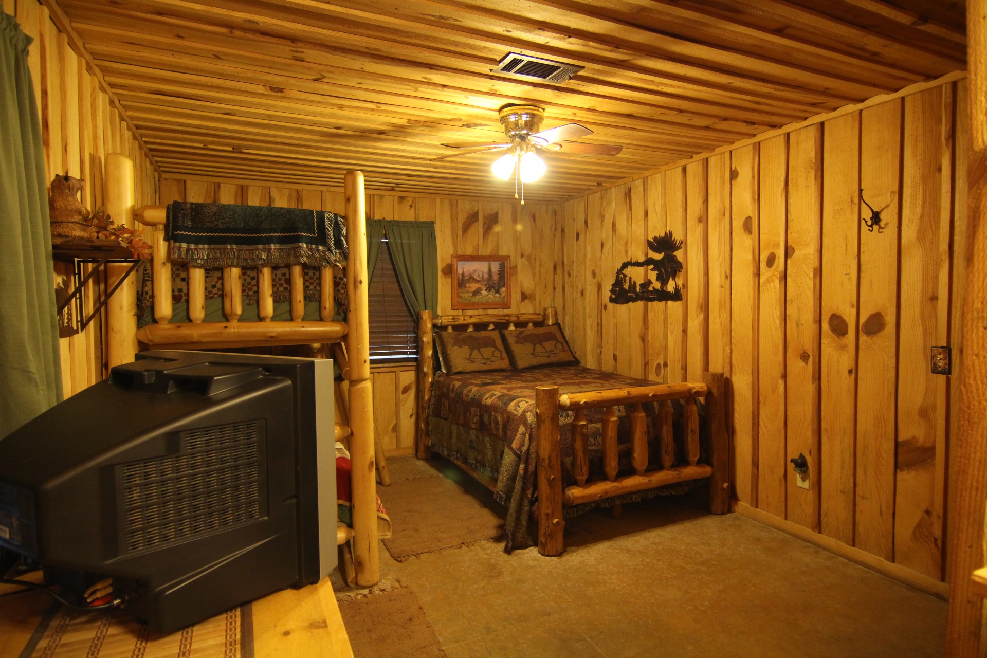 Grey Wolf Cabin - Wolf Pen Gap Cabins